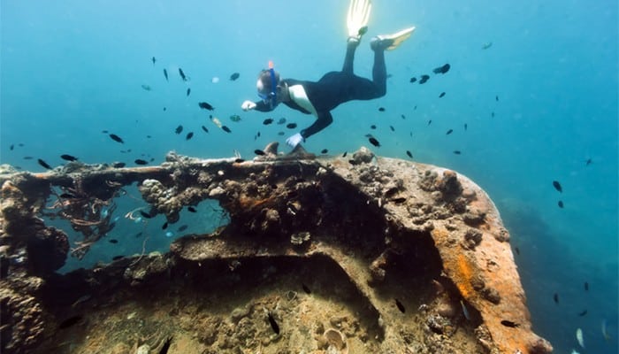 Scuba Diving through WW2 Shipwrecks in Coron Palawan